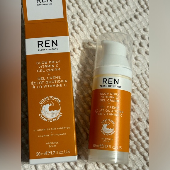Ren Clean Skincare | Makeup | Ren Clean Skincare Radiance Glow Daily ...